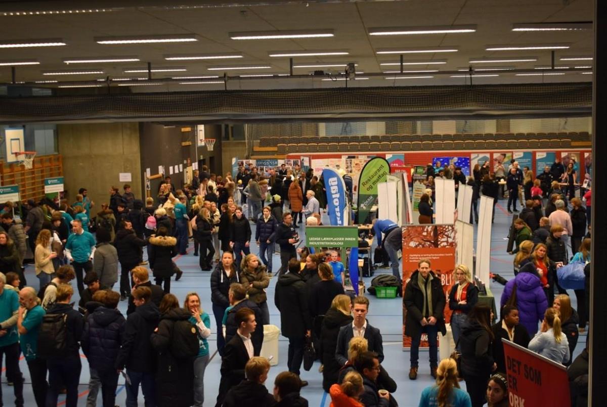 Vellykket utdanningsmesse for 10. trinns-elever og foresatte - St ...